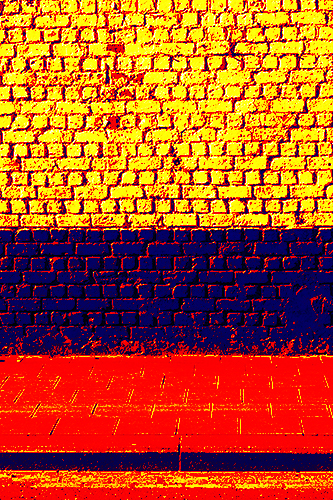 No Play for Importance: On Brenda Lozano's "Loop" - Air/Light